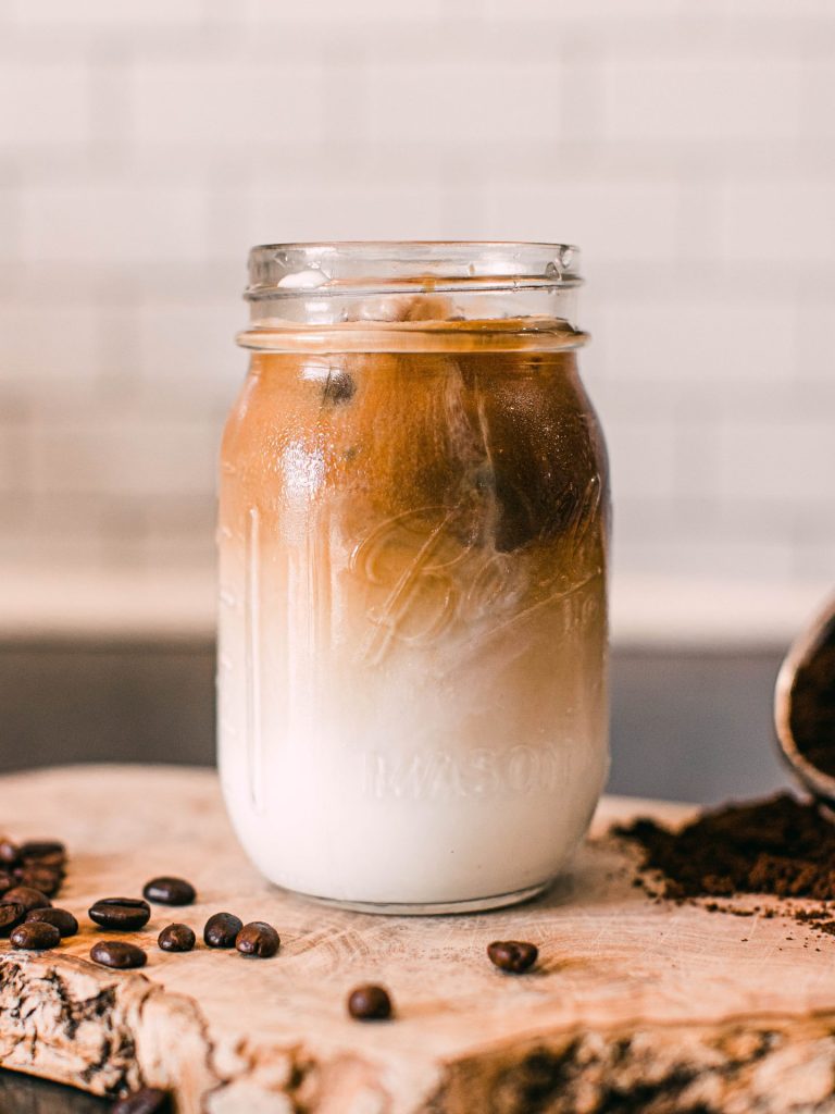 Cara Membuat Kopi Susu Coconut : Resep Kopi Populer yang Segar dan Enak ...